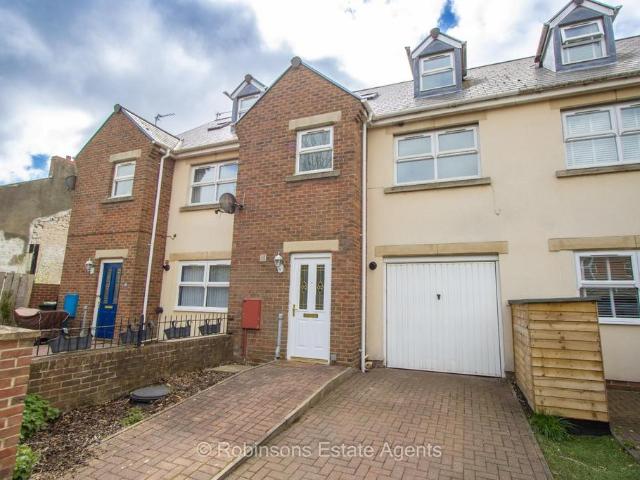 3 bedroom townhouse to rent