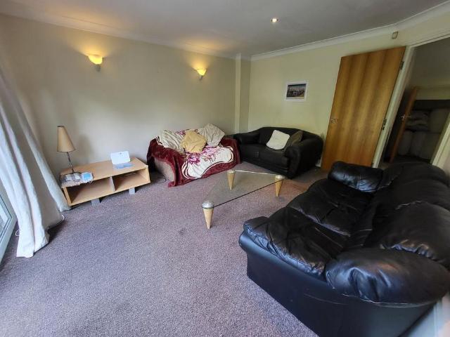 3 bedroom townhouse to rent