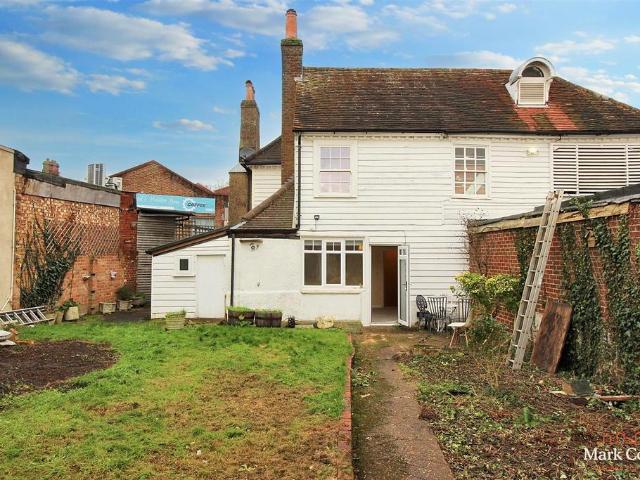 3 bedroom townhouse to rent