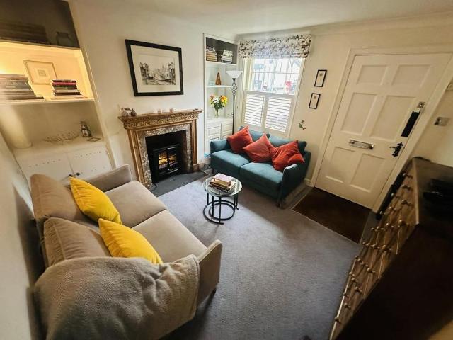 3 bedroom townhouse to rent