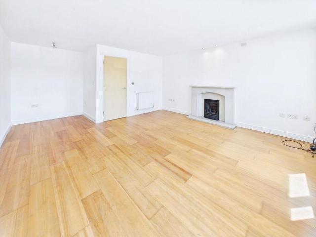 3 bedroom townhouse to rent