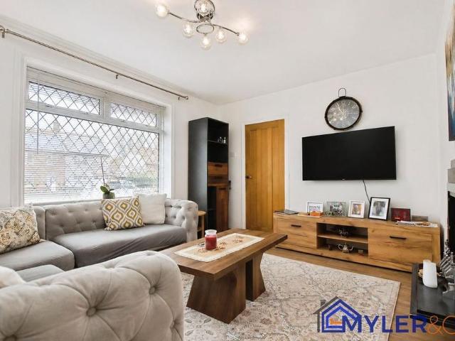 3 bedroom townhouse to rent
