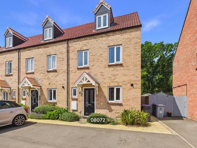 3 bedroom townhouse to rent