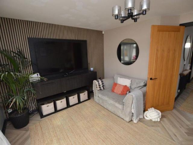 3 bedroom townhouse to rent