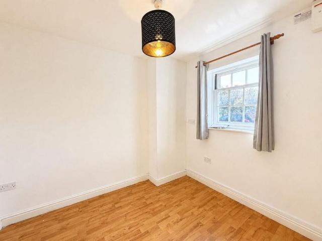 3 bedroom townhouse to rent