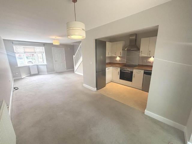 3 bedroom townhouse to rent