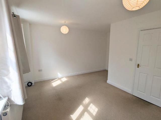 3 bedroom townhouse to rent