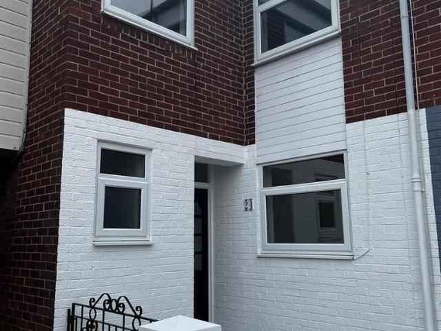 3 bedroom townhouse to rent