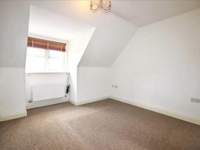 3 bedroom townhouse to rent