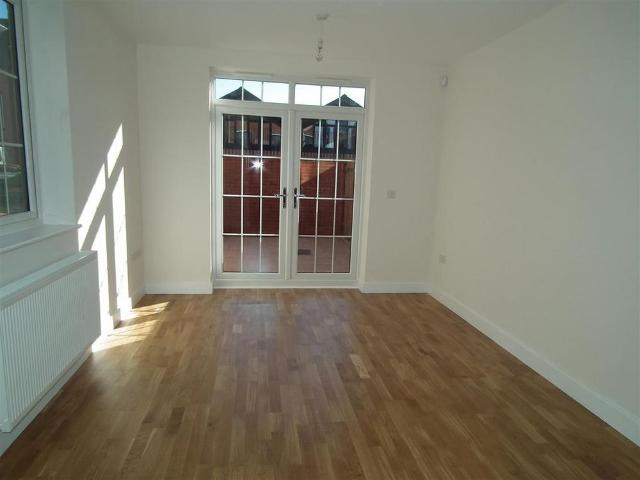 3 bedroom townhouse to rent