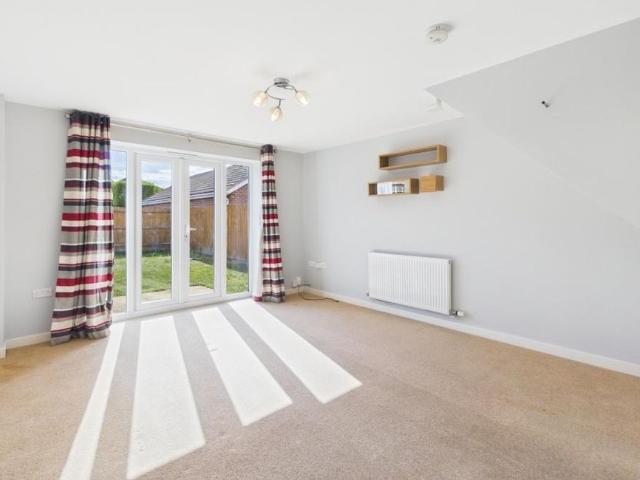 3 bedroom townhouse to rent