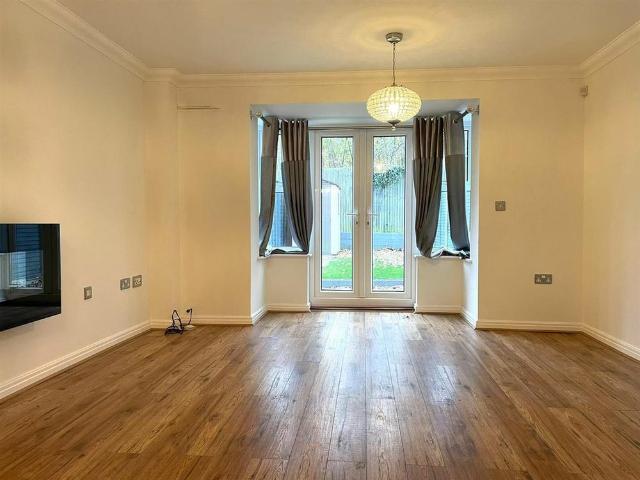 3 bedroom townhouse to rent