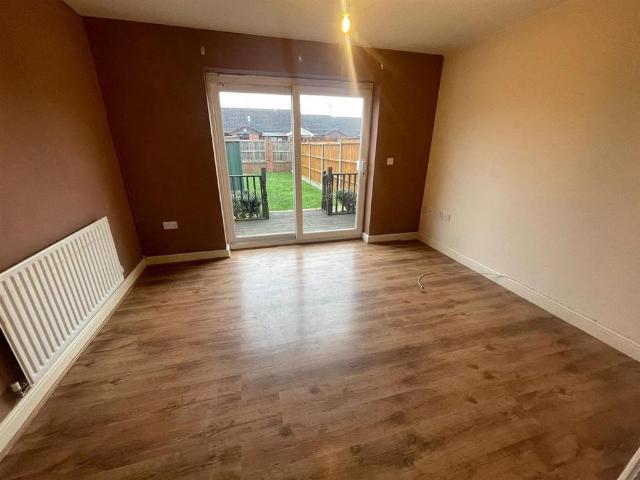 3 bedroom townhouse to rent