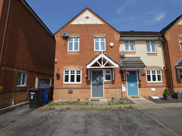 3 bedroom townhouse to rent