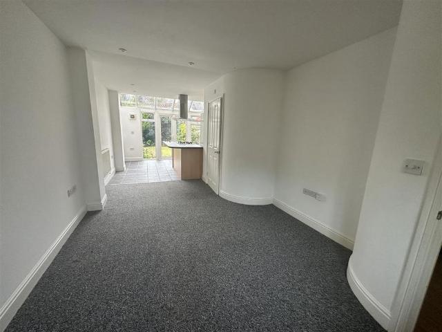 3 bedroom townhouse to rent