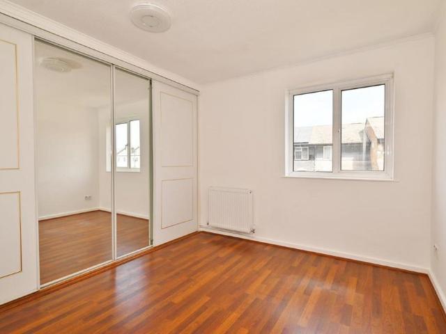 3 bedroom townhouse to rent