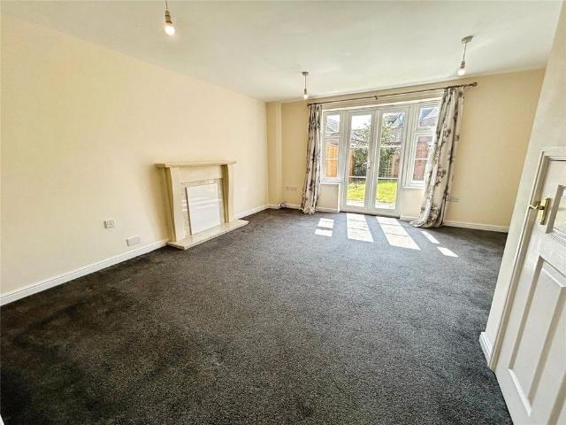 3 bedroom townhouse to rent