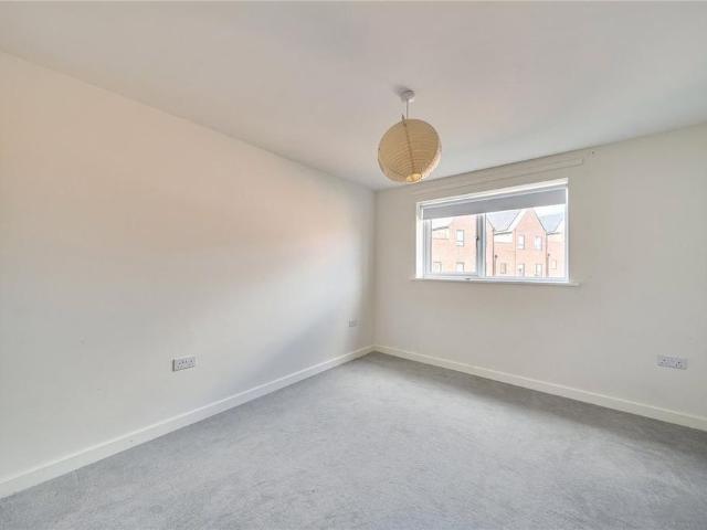 3 bedroom townhouse to rent