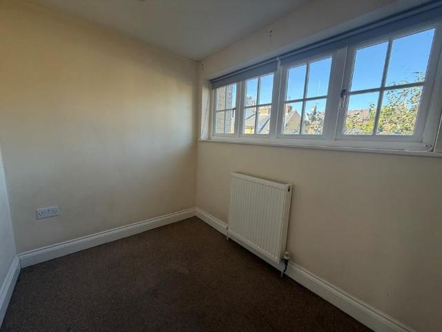 3 bedroom townhouse to rent