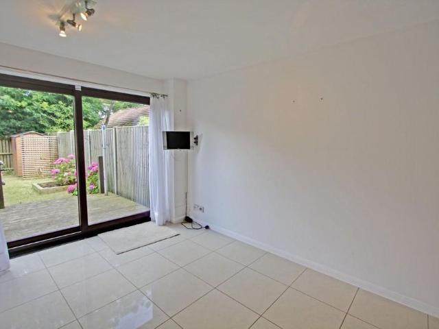 3 bedroom townhouse to rent