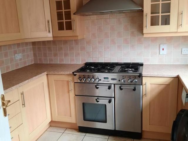 3 bedroom townhouse to rent