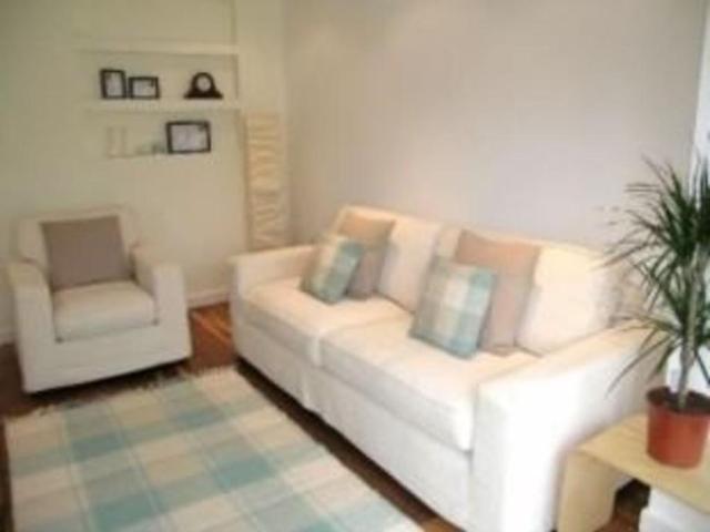 3 bedroom townhouse to rent