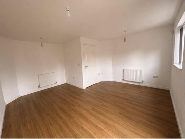 3 bedroom townhouse to rent