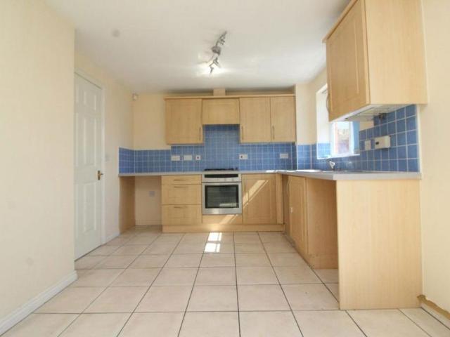 3 bedroom townhouse to rent