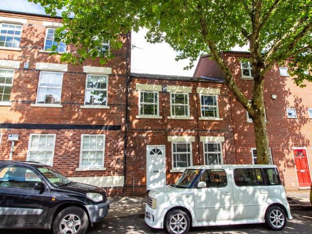 3 bedroom townhouse to rent