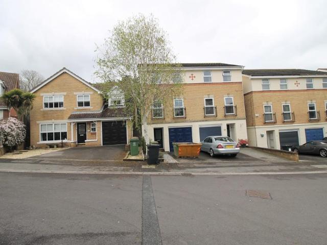 3 bedroom townhouse to rent