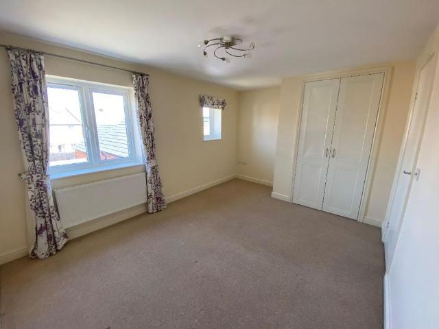 3 bedroom townhouse to rent