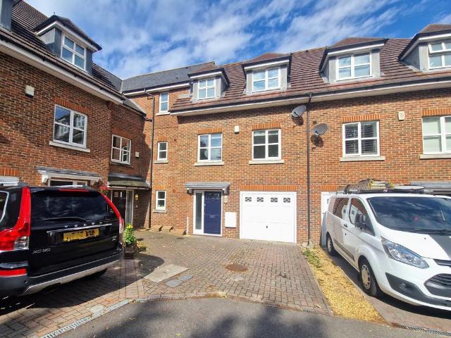 3 bedroom townhouse to rent