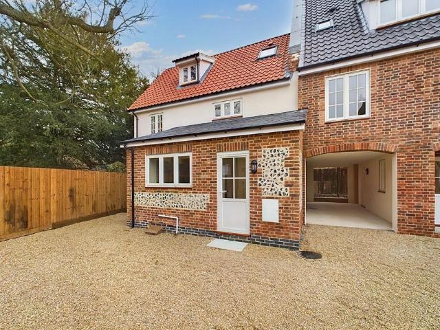 3 bedroom townhouse to rent