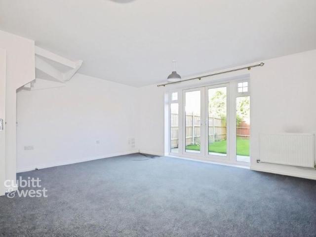 3 bedroom townhouse to rent