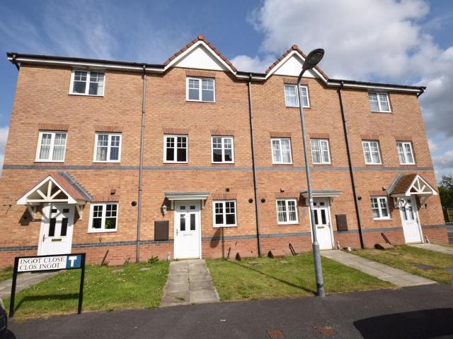 3 bedroom townhouse to rent