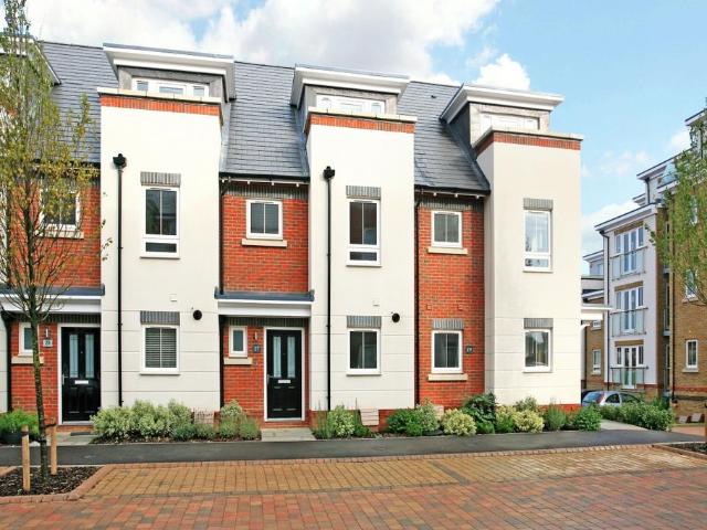 3 bedroom townhouse to rent