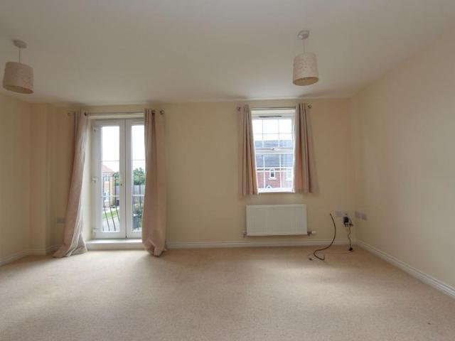 3 bedroom townhouse to rent