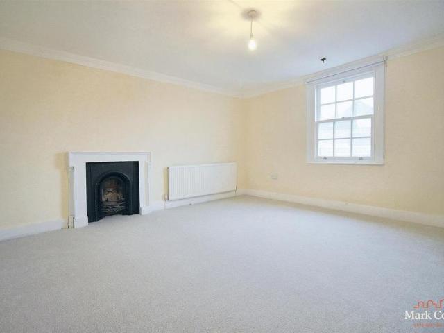 3 bedroom townhouse to rent