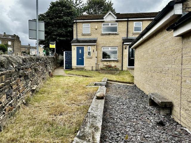 3 bedroom townhouse to rent