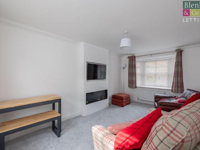 3 bedroom townhouse to rent