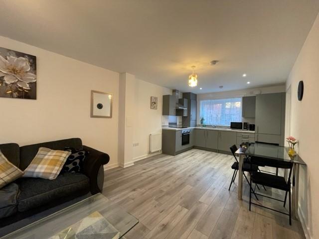 3 bedroom townhouse to rent