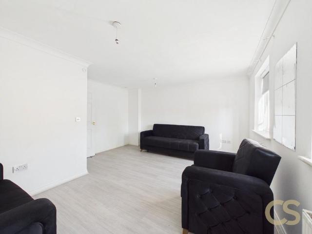 3 bedroom townhouse to rent