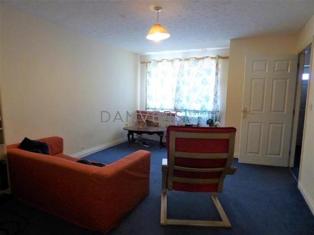 3 bedroom townhouse to rent