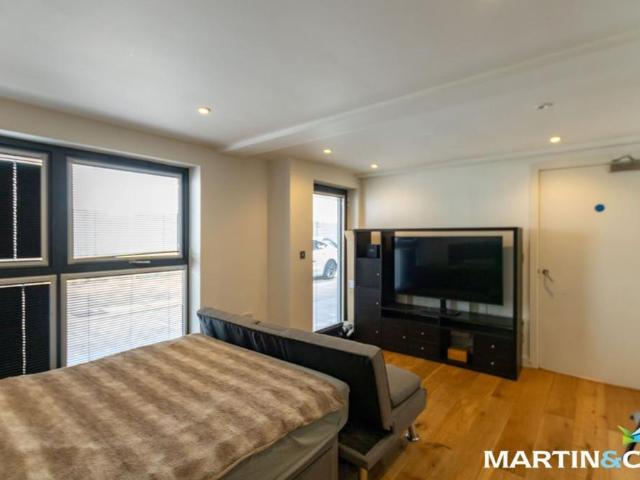 3 bedroom townhouse to rent