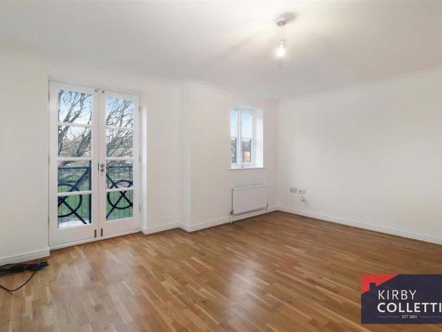 3 bedroom townhouse to rent