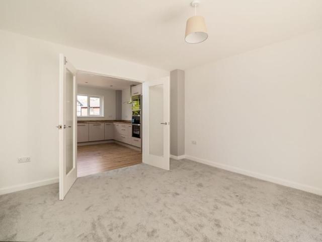 3 bedroom townhouse to rent