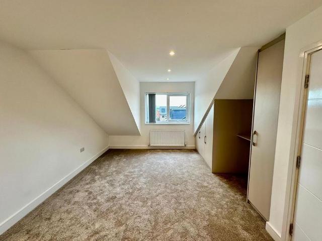 3 bedroom townhouse to rent
