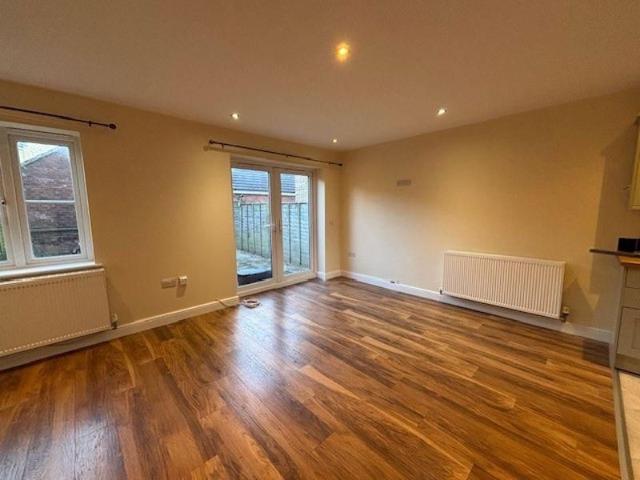 3 bedroom townhouse to rent