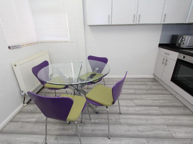 3 bedroom townhouse to rent