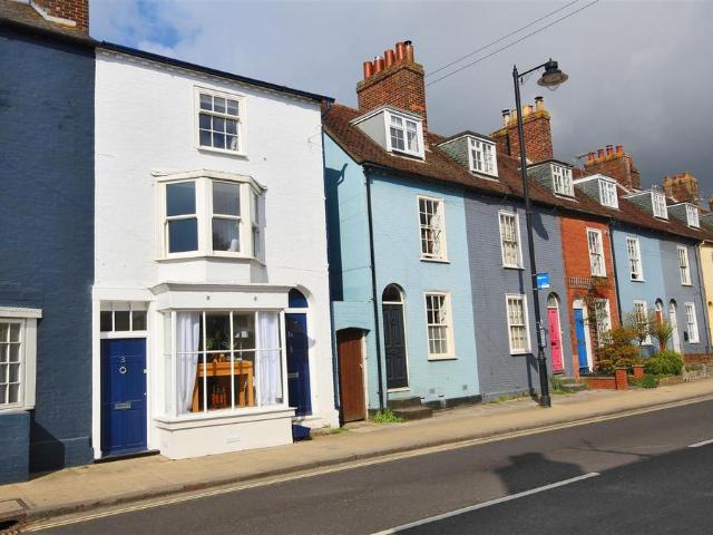 3 bedroom townhouse to rent